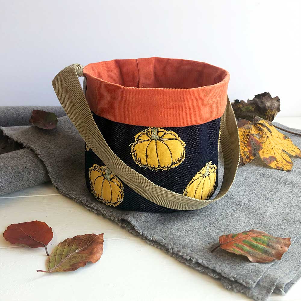 Perky Pumpkins trick or treat pot - freehand embroidery project – Poppy ...